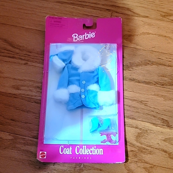 Barbie | Toys | Vintage 998 Barbie Coat Collection | Poshmark